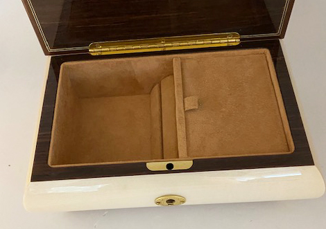 Creamy White Music Box Italian Floral Inlay with Lock and Key (1.30)