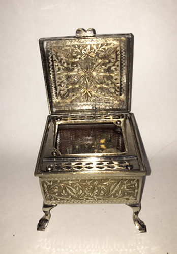 Zimbalist 3" Square Footed Music Box