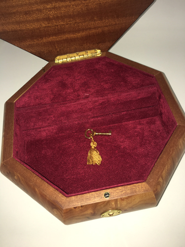 Octagon Musical Jewelry Box with Intrumental Inlay (1.18)
